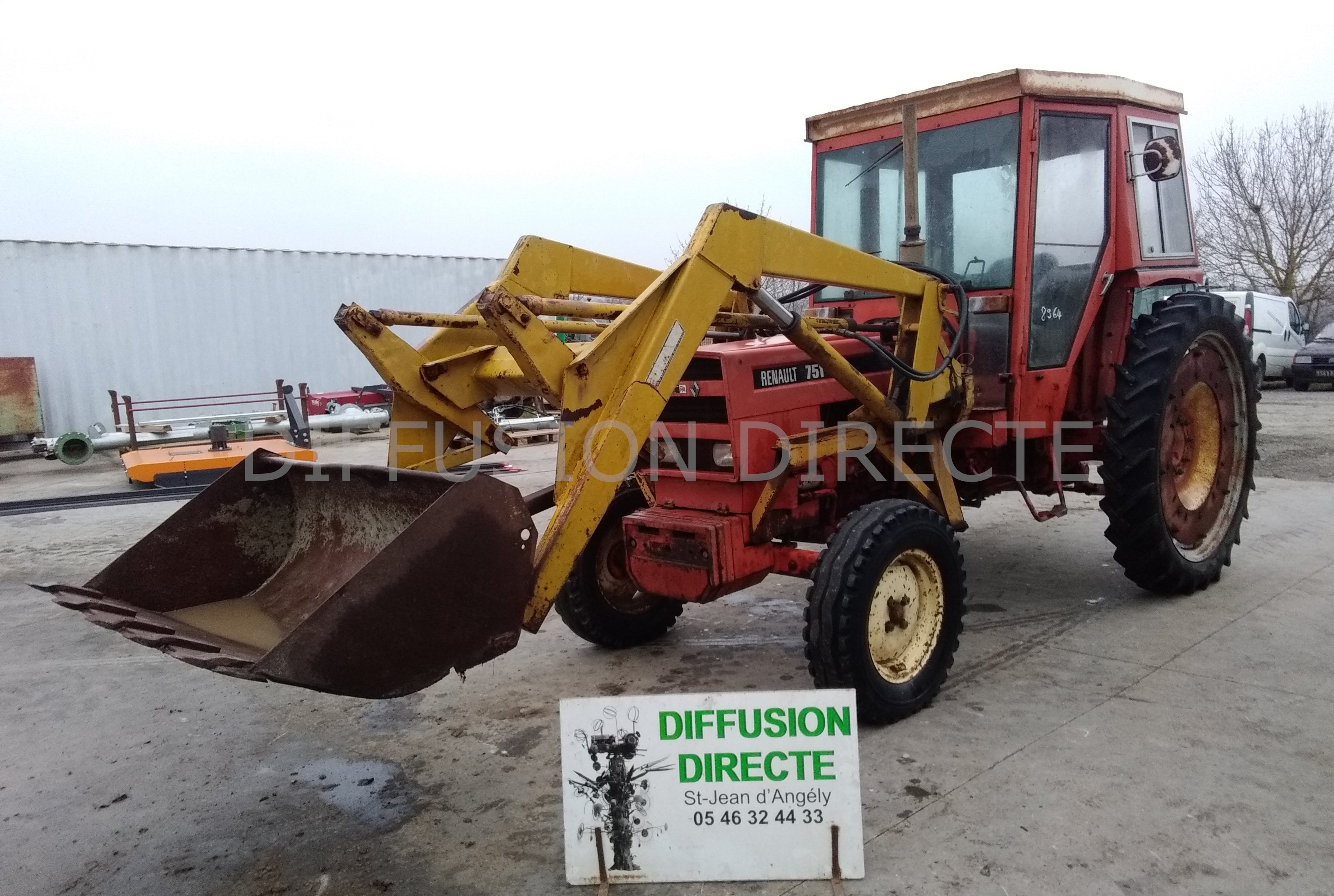 TRACTEUR AGRICOLE 751- RENAULT | Diffusion Directe