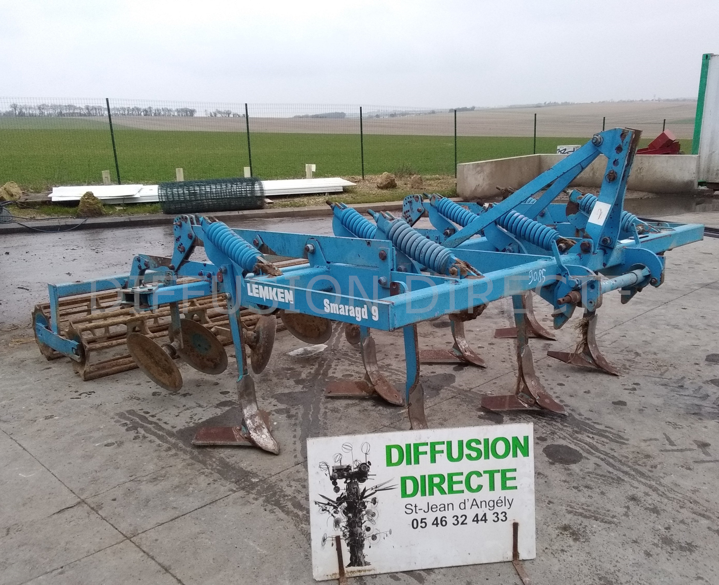 DECHAUMEUR SMARAGD 9/300- LEMKEN | Diffusion Directe