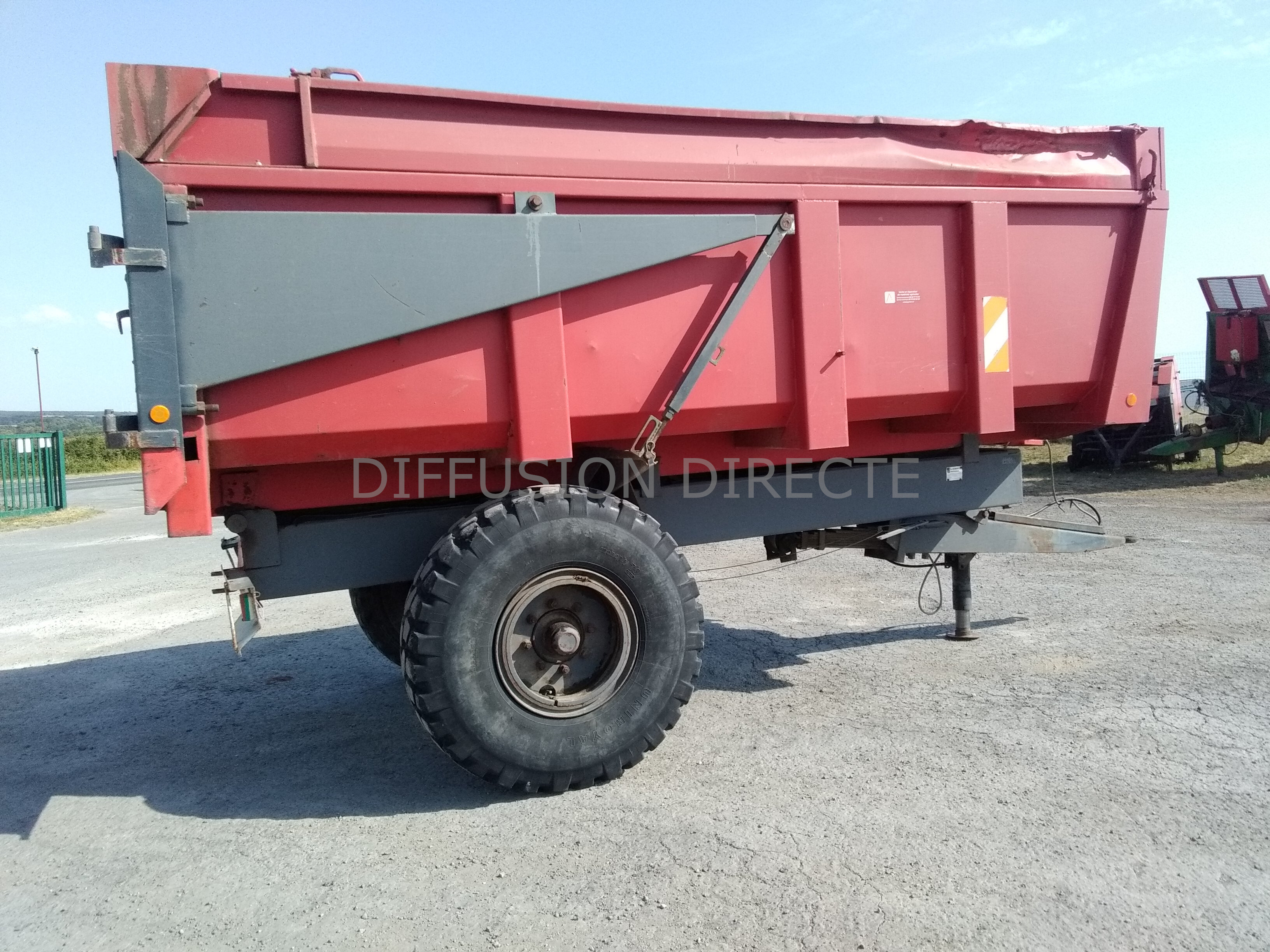 BENNE AGRICOLE D120MN- DEMAREST | Diffusion Directe