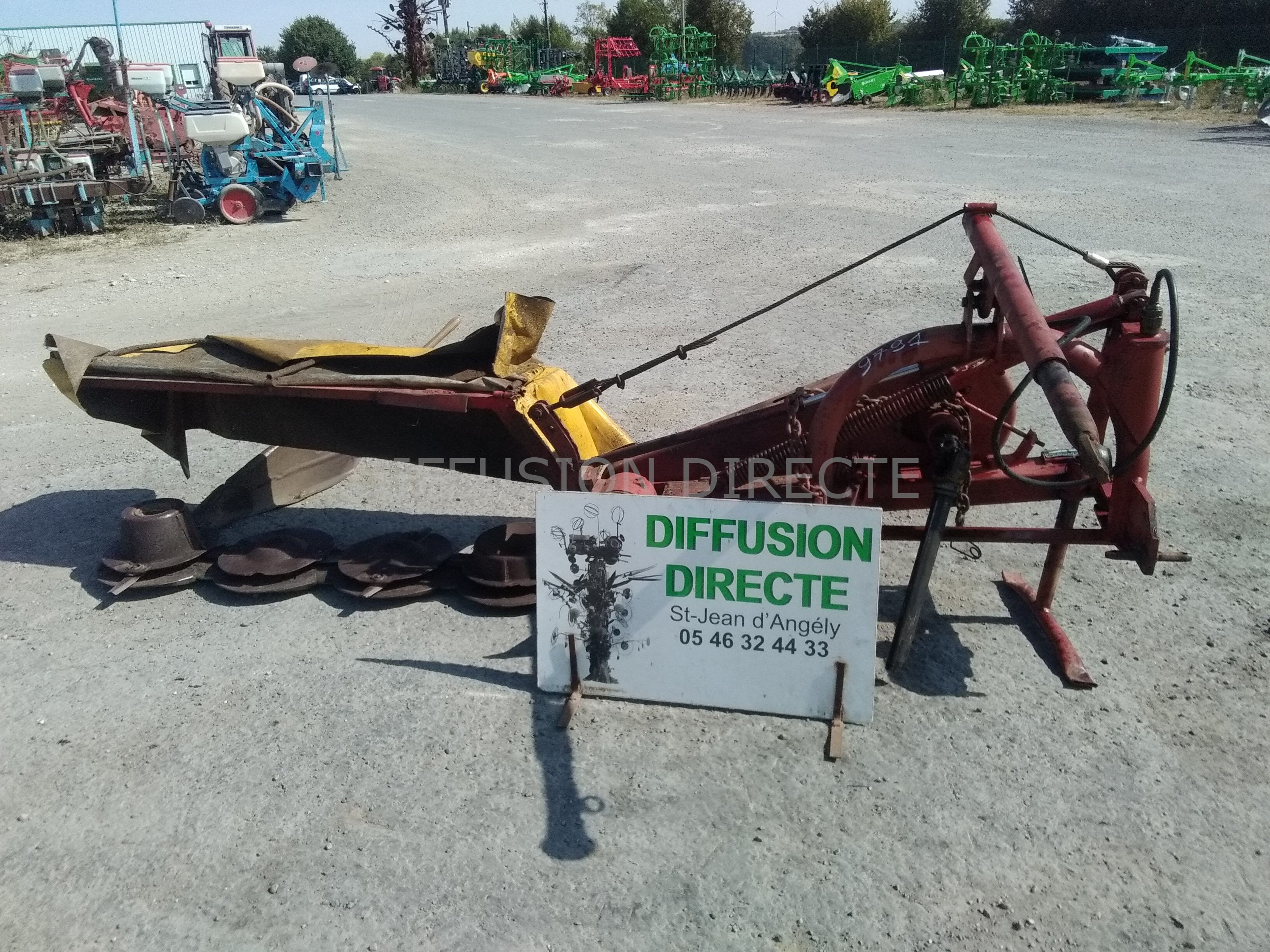 FAUCHEUSE GMD 44- KUHN | Diffusion Directe