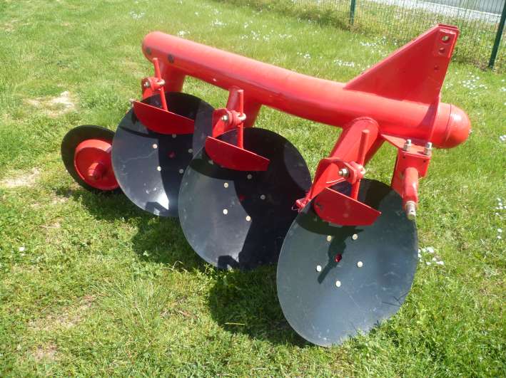Matériel agricole neuf Charrues à disques | Diffusion Directe